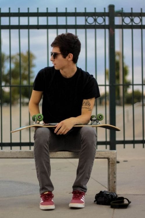 50+ Unique Skater Boy Hair Styles, Outfits and Looks