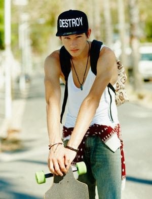 50+ Unique Skater Boy Hair Styles, Outfits and Looks